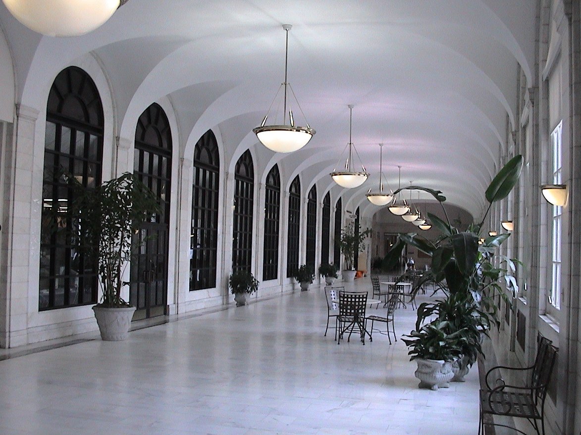 Illuminating Justice: Using Daylight in Courthouse Lobbies